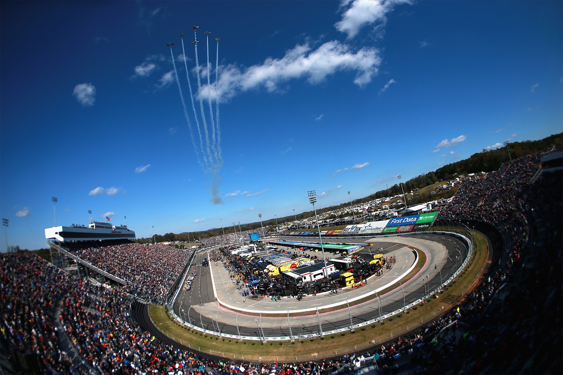 NASCAR Ticket Packages | 2025 NASCAR Schedule | Race Tickets & Travel